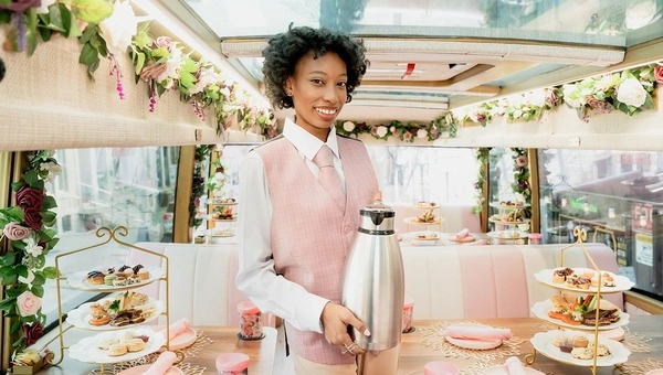 Tea Around Town® Bus Atlanta | Tea Tour Atlanta | Tea Room Atlanta